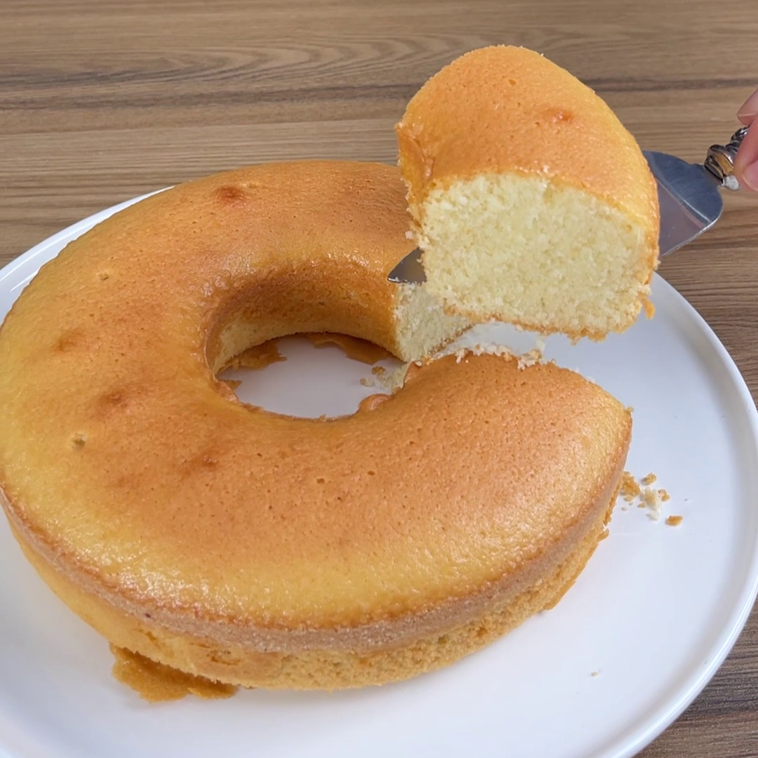 Bolo de arroz feito no liquidificador | Super Receitas